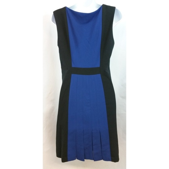 BCBG Paris | Dresses | Bcbg Paris Blue And Black Colorblock Dress 8 ...